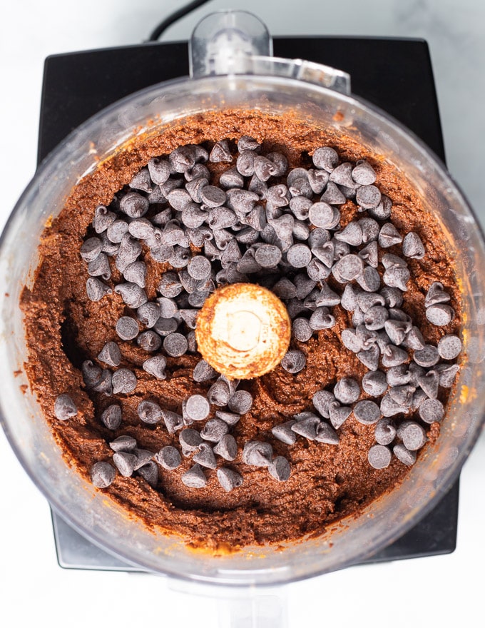 Double Chocolate Pumpkin Muffins | A Virtual Vegan