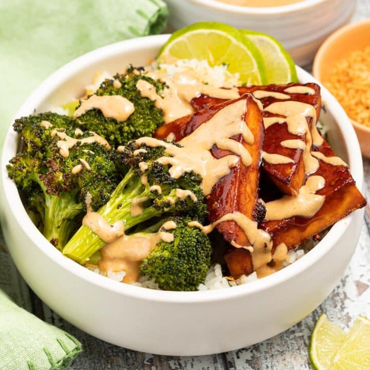 Tofu Bowls with Rice, Broccoli & Peanut Sauce - A Virtual Vegan