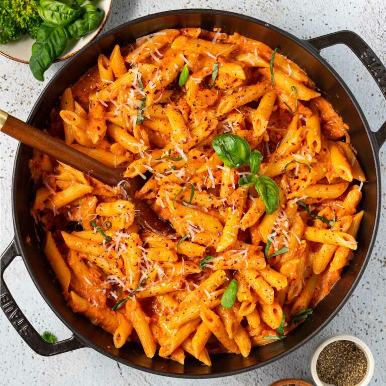 Vegan Vodka Sauce Pasta (Penne alla Vodka) - A Virtual Vegan